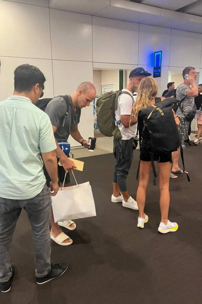 Un touriste russe expulsé de Bali pour une photo dénudée sur un volcan ...