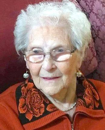 Claire Roy's Instagram, Twitter & Facebook on IDCrawl