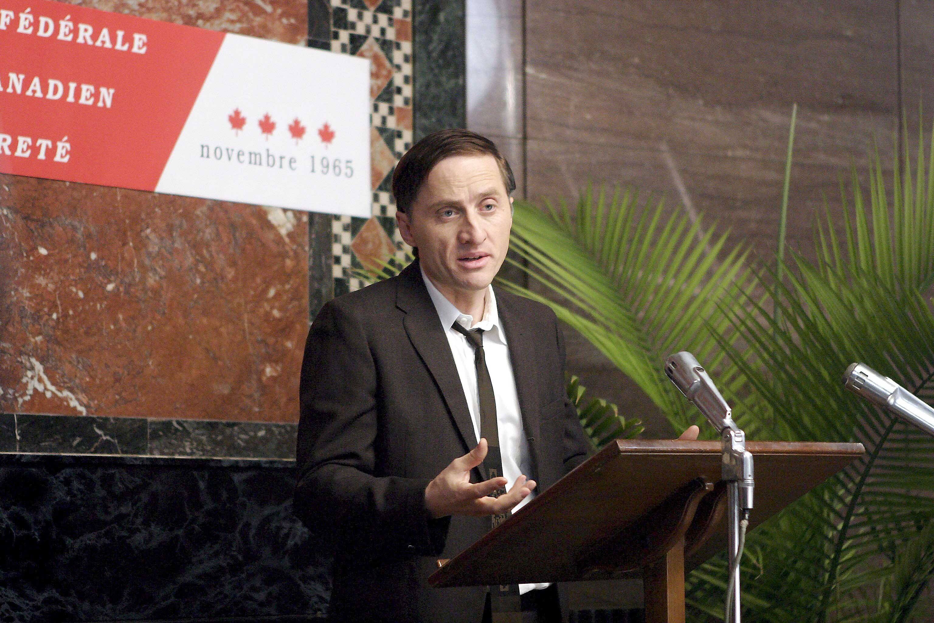 Interpréter une personnalité connue: risque ou honneur? | JDQ