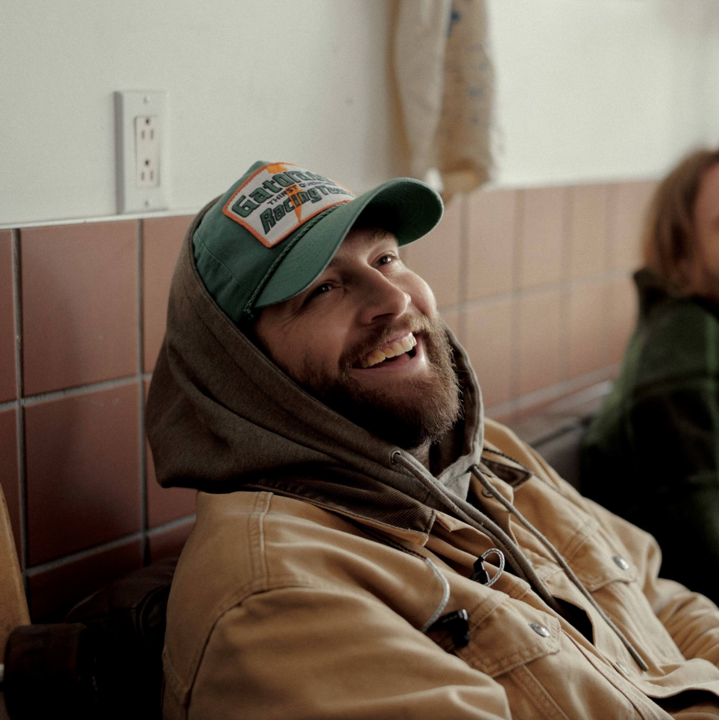 5 questions à Alec Pronovost, réalisateur de la série «Agence Brainsto ...