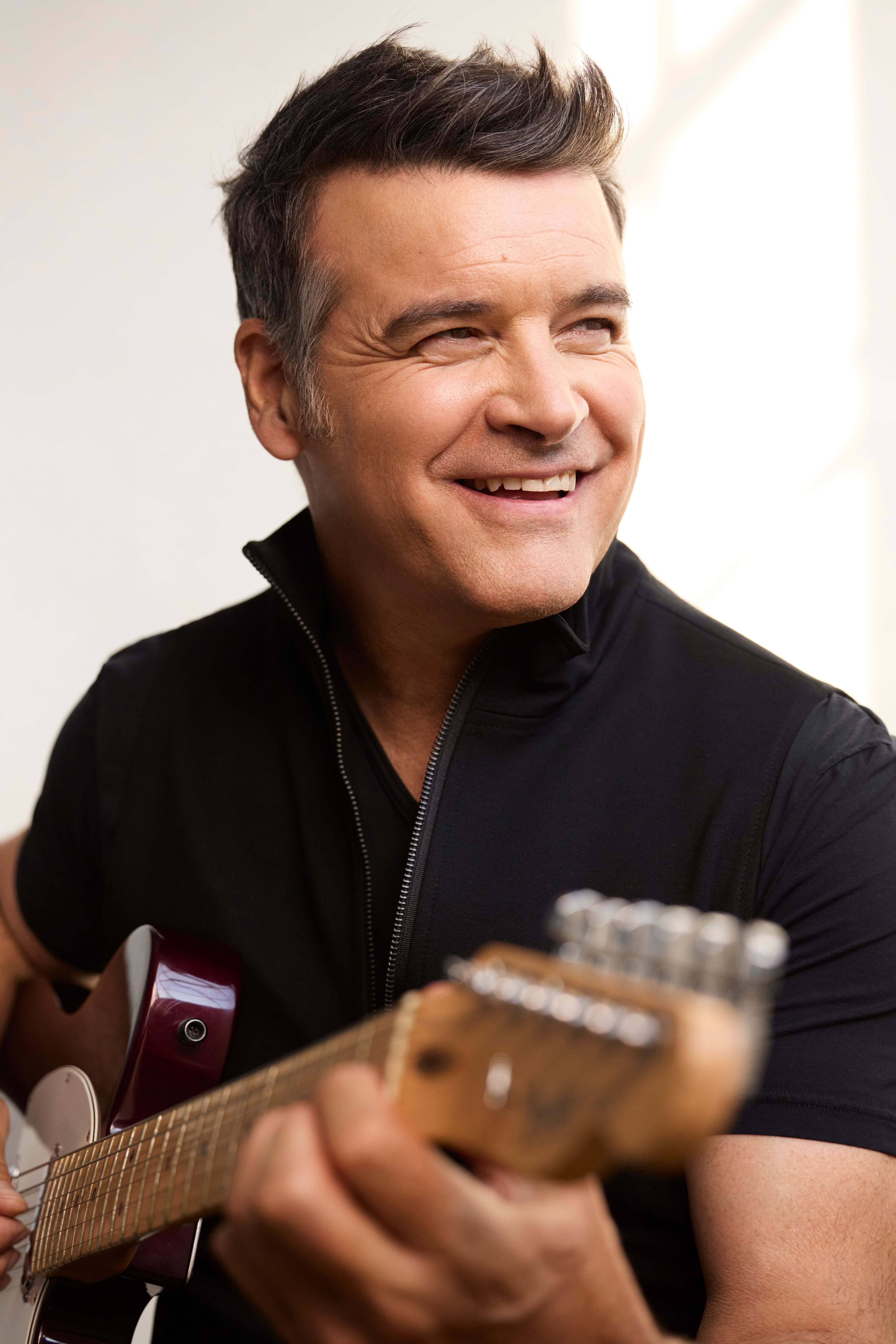 «Roch Voisine: L’ascension»: Roch Voisine revisite la «Rochmania» dans ...