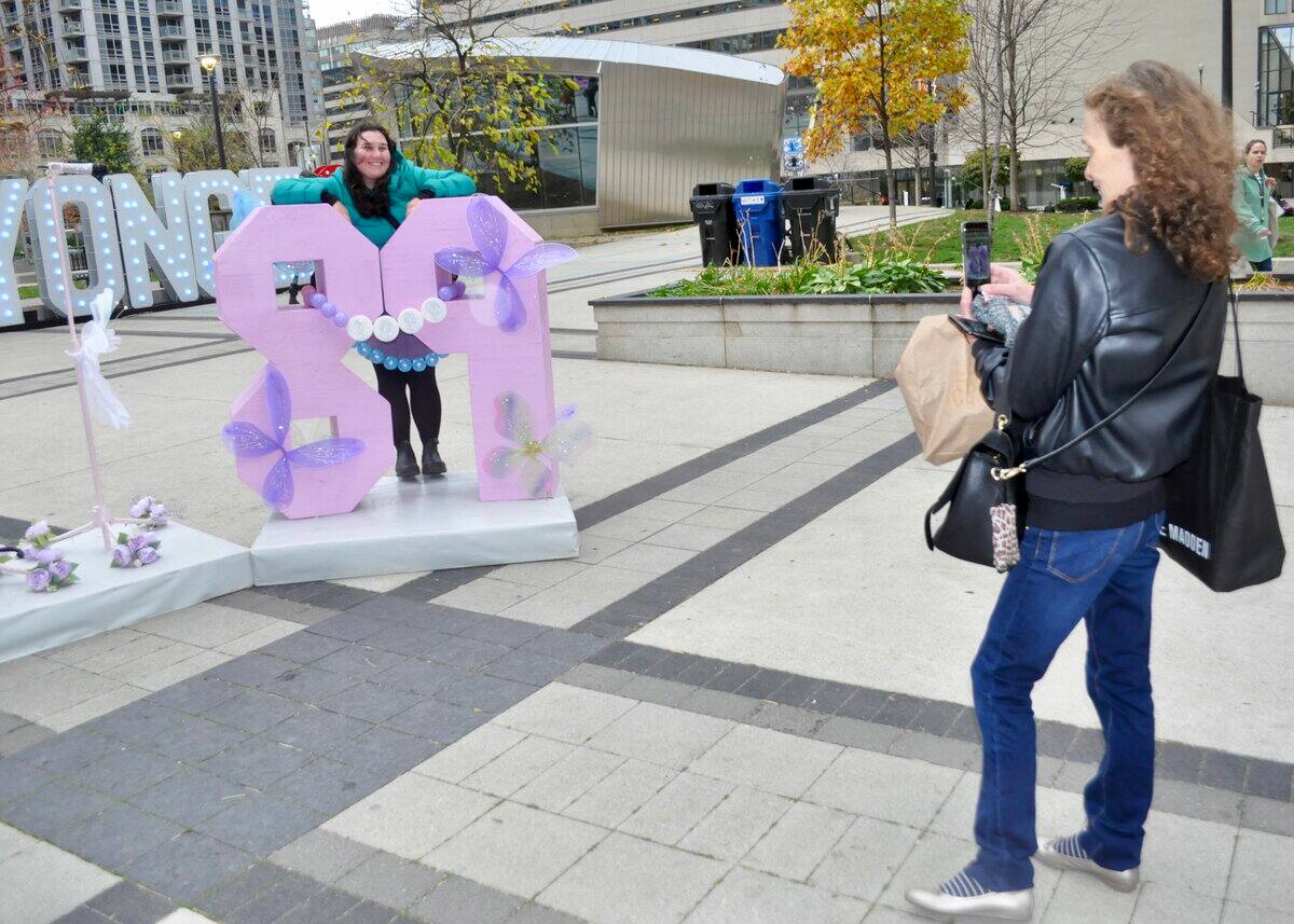 «Le Journal» à Toronto: la Ville Reine prête pour Taylor Swift | JDQ