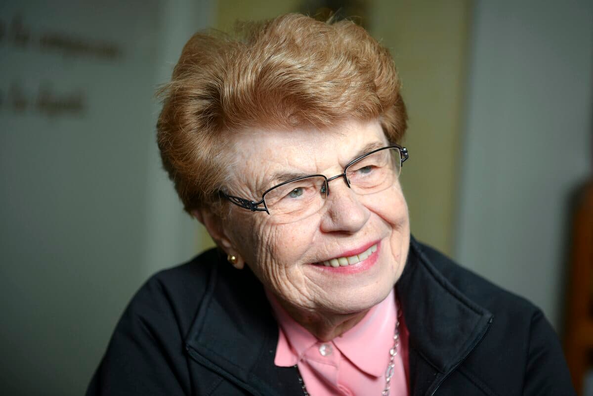 Bokep hijab abg colmek