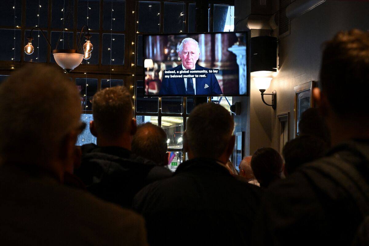 [EN DIRECT] Une première journée sans la reine Elizabeth II | JDQ