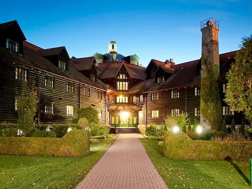 Château Montebello: au moins deux familles québécoises sur les rangs ...