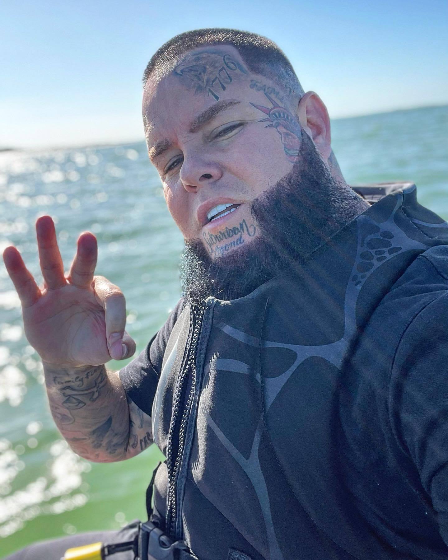 Voici Forgiato Blow, le rappeur qui trippe sur Donald Trump (et la ...