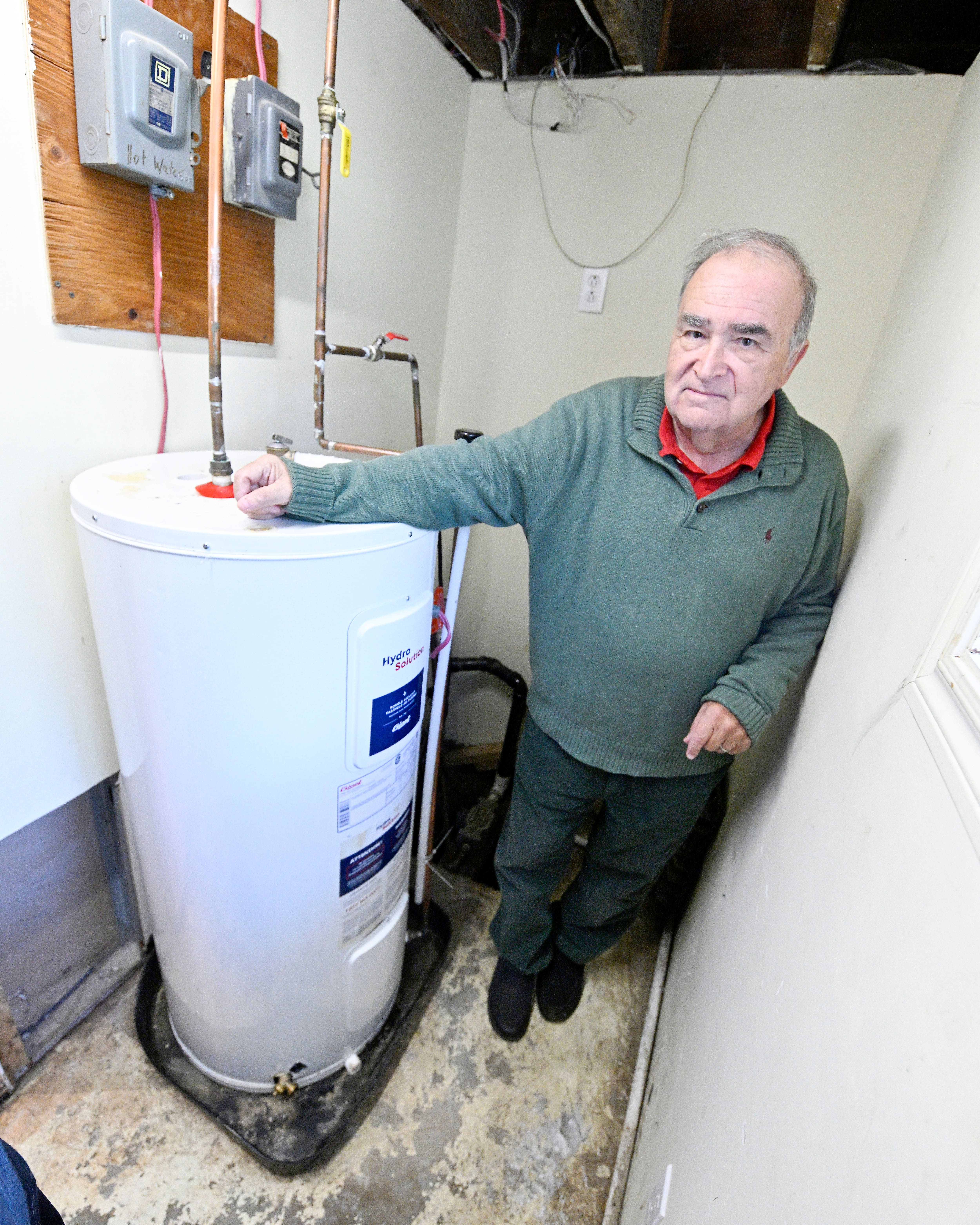 Action collective contre HydroSolution: alors qu’il a été privé d’eau chaude pendant 42 jours ...