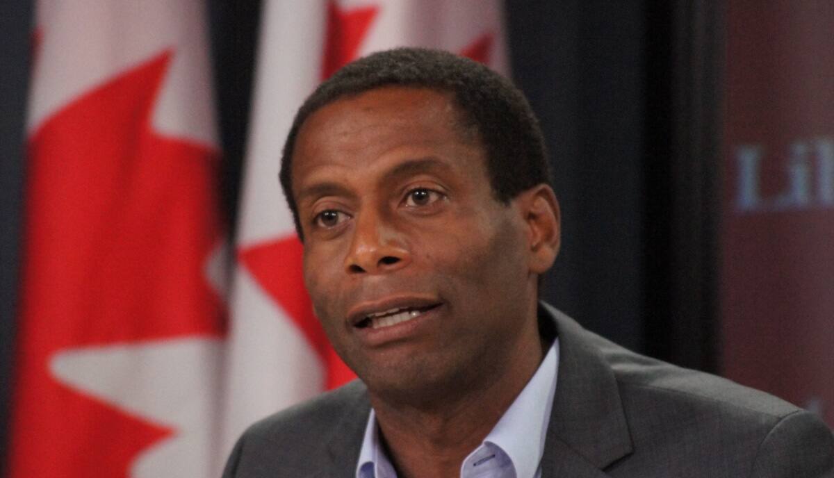 Le sort du nouveau président Greg Fergus sera étudié par un comité ...