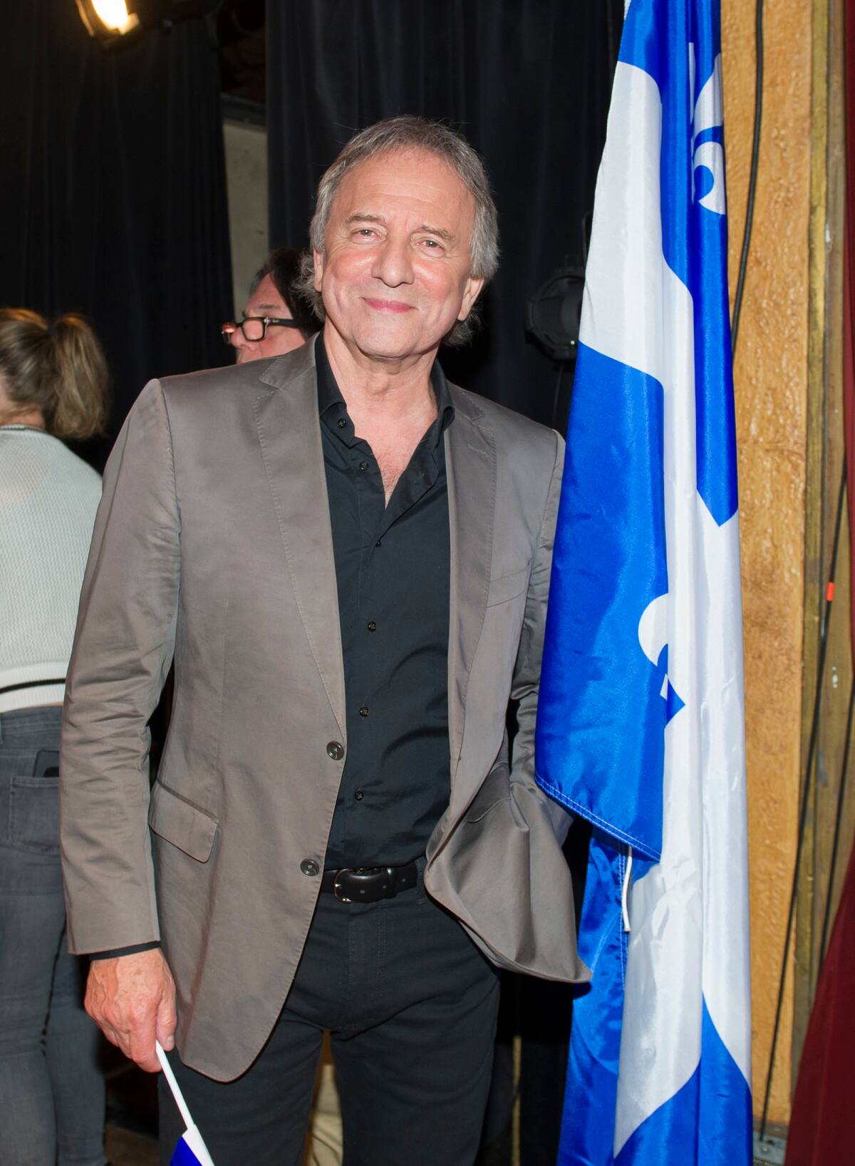À l'ouest d'Ottawa, Michel Côté n'est rien | JDM