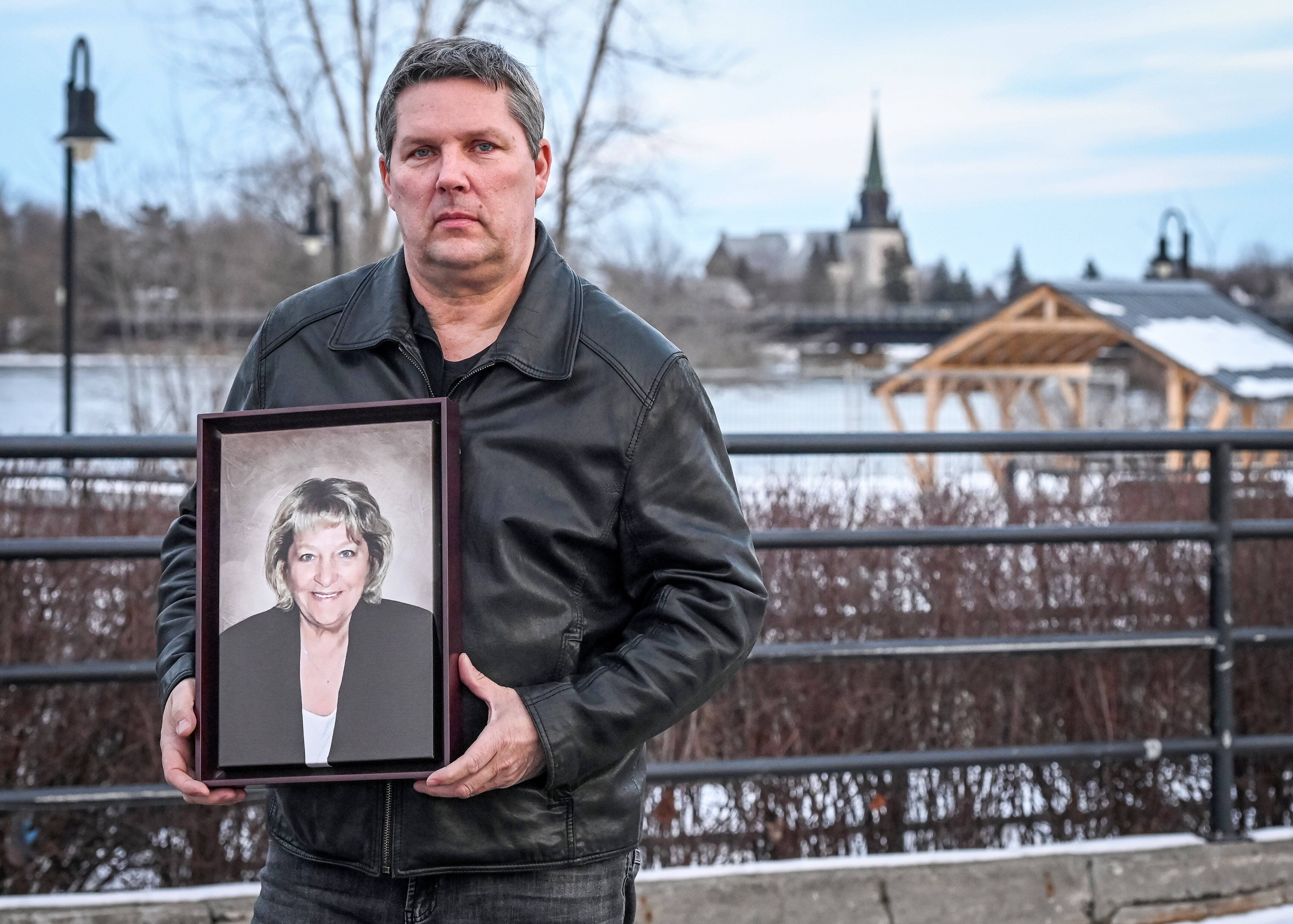 Action collective autorisée pour l’hécatombe dans les CHSLD: «Il faut ...