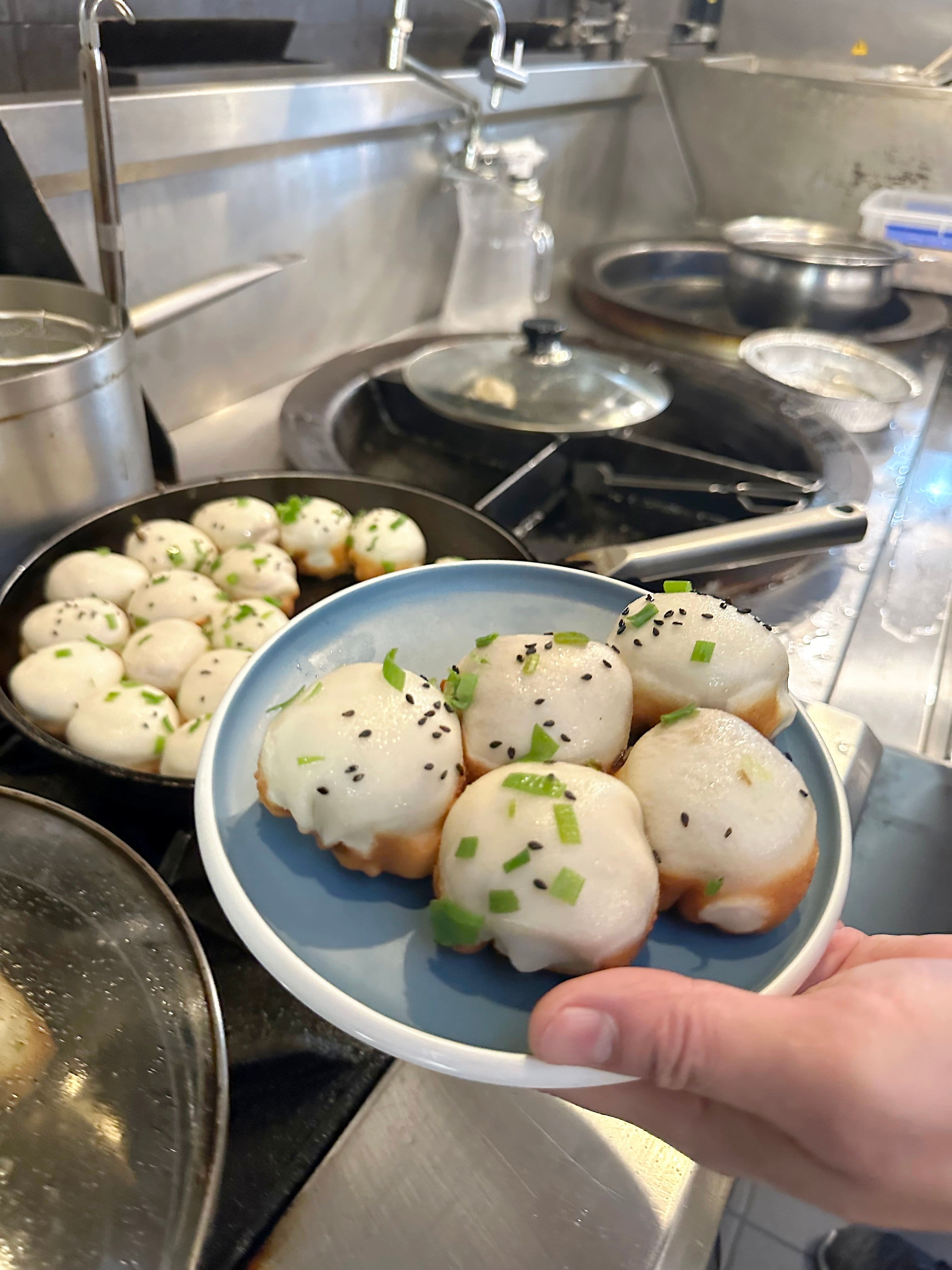Affordable Food Delights: Exploring Montreal's Shoni District – Archyde