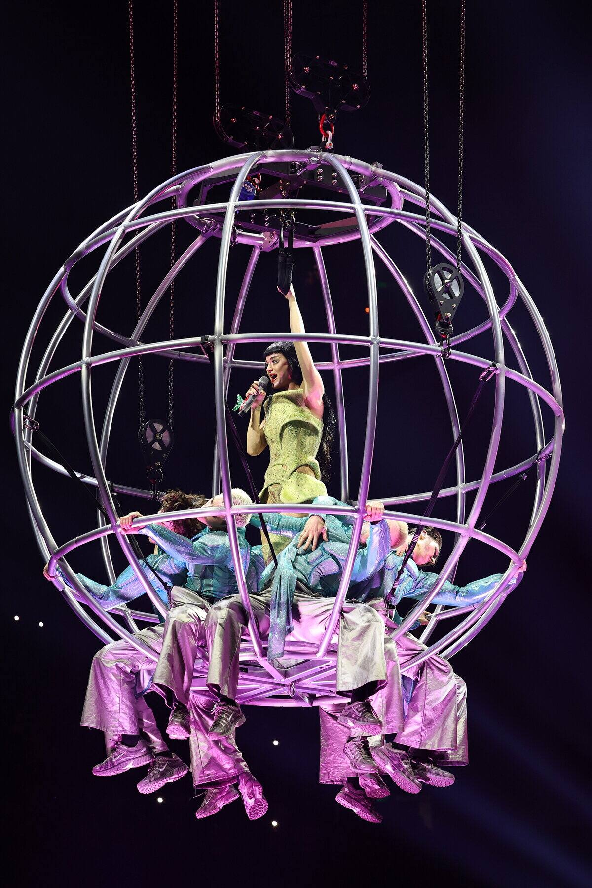 [EN IMAGES] Tournée «Lifetimes : 20 photos spectaculaires du nouveau ...