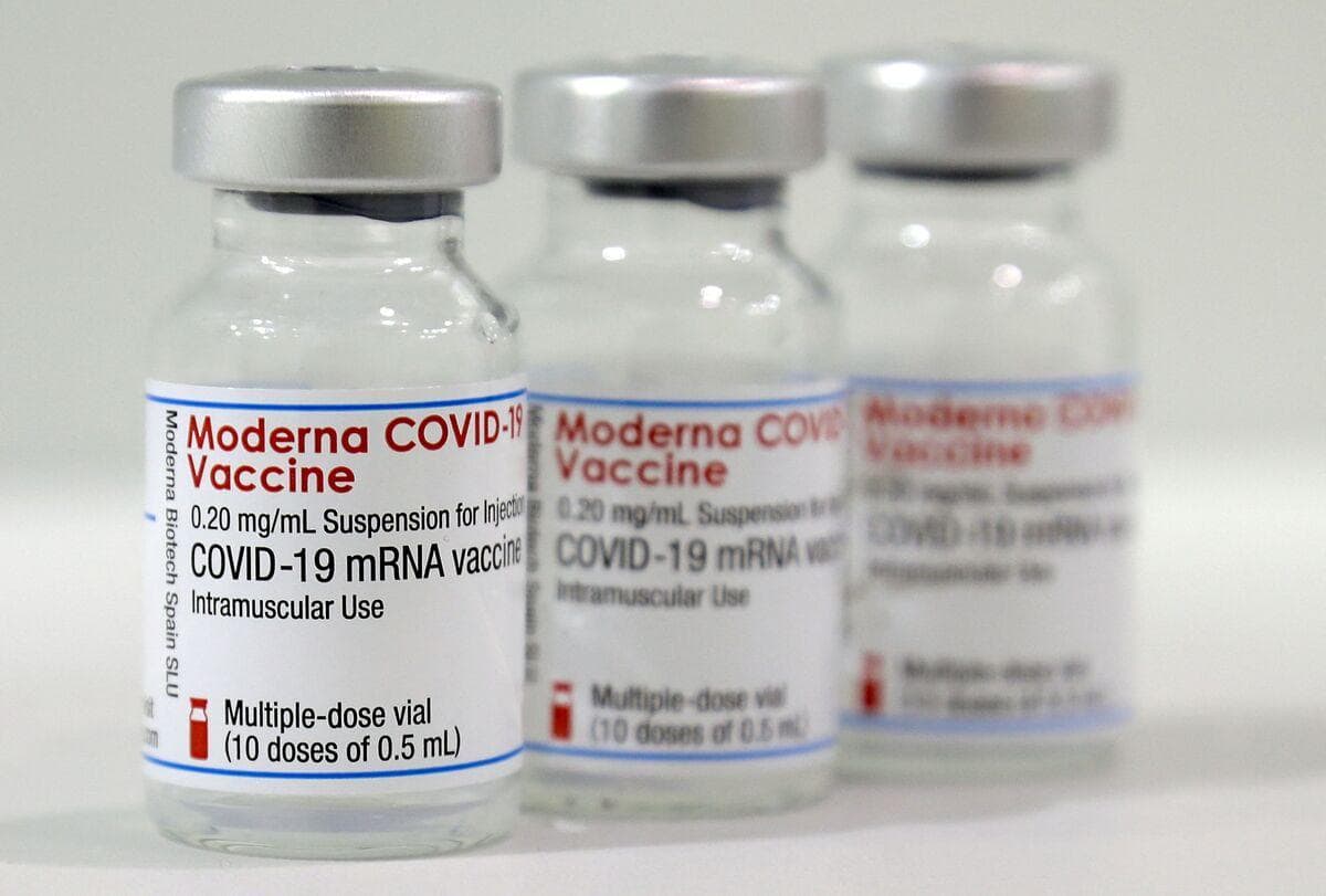 Vaccin contre la COVID-19: Moderna accélérera ses livraisons au Canada ...