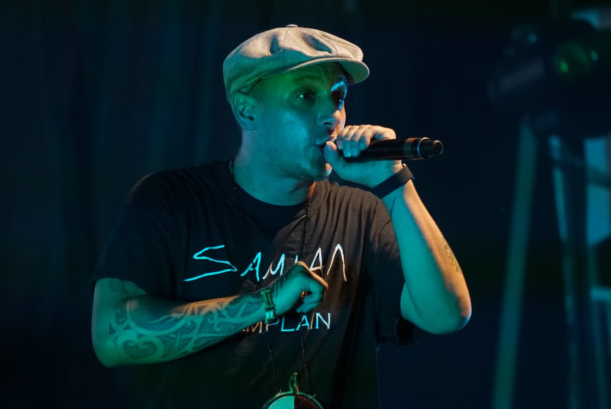 Samian transporte la foule de Présence autochtone | JDM