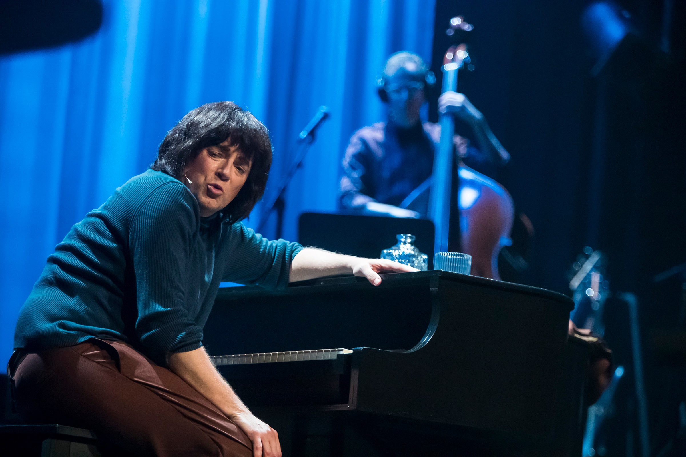 Critique du spectacle «Serge Lama – D’aventures en aventures»: Éric ...