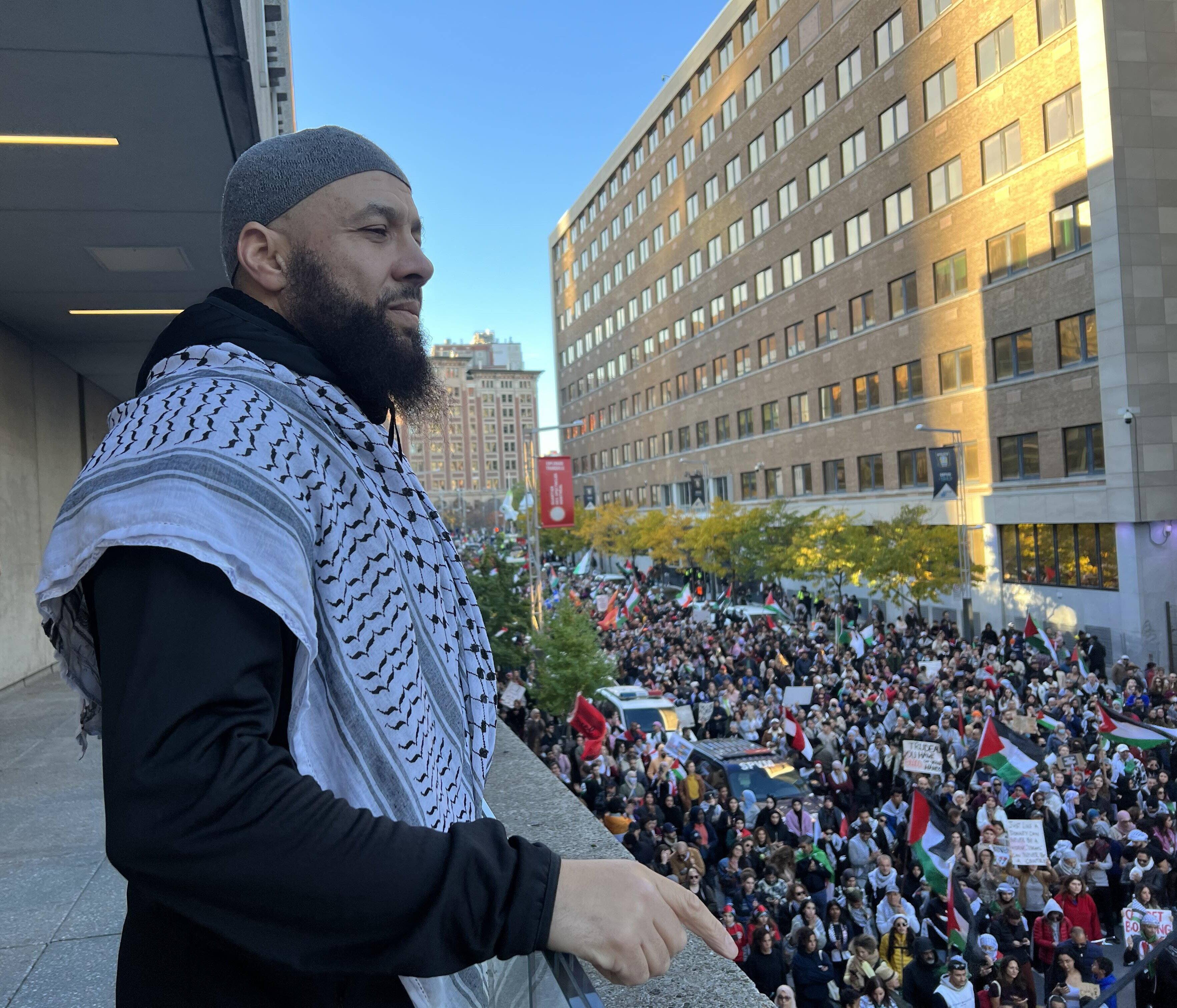 Exemption religieuse: l’imam Adil Charkaoui «devrait être en prison ...