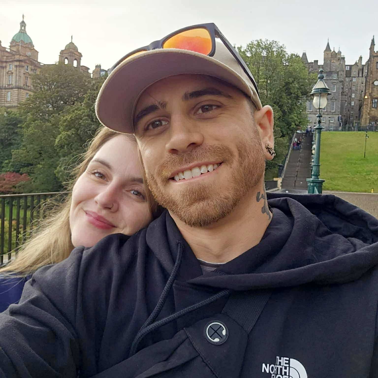 «Ça met un baume sur notre cœur»: un militaire décédé en moto a sauvé ...