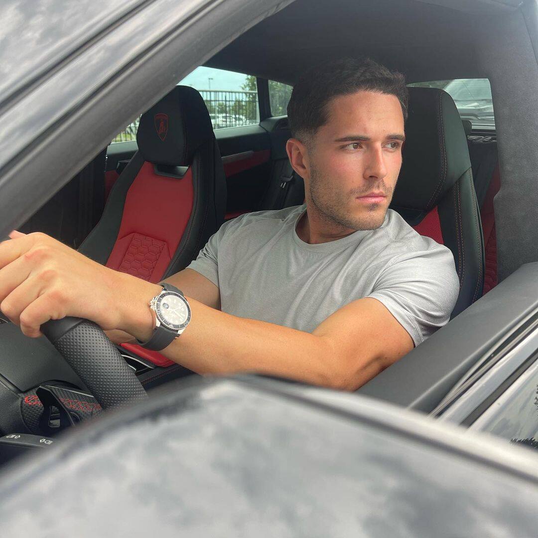 L'influenceur millionnaire Alexandre Lachance accusé d'être un faux ...