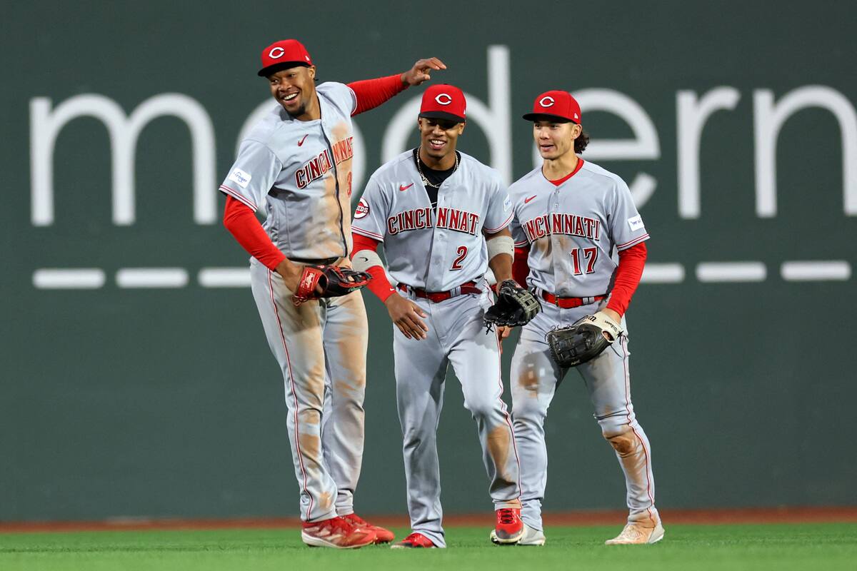Les Reds aident les Blue Jays - TVA Sports