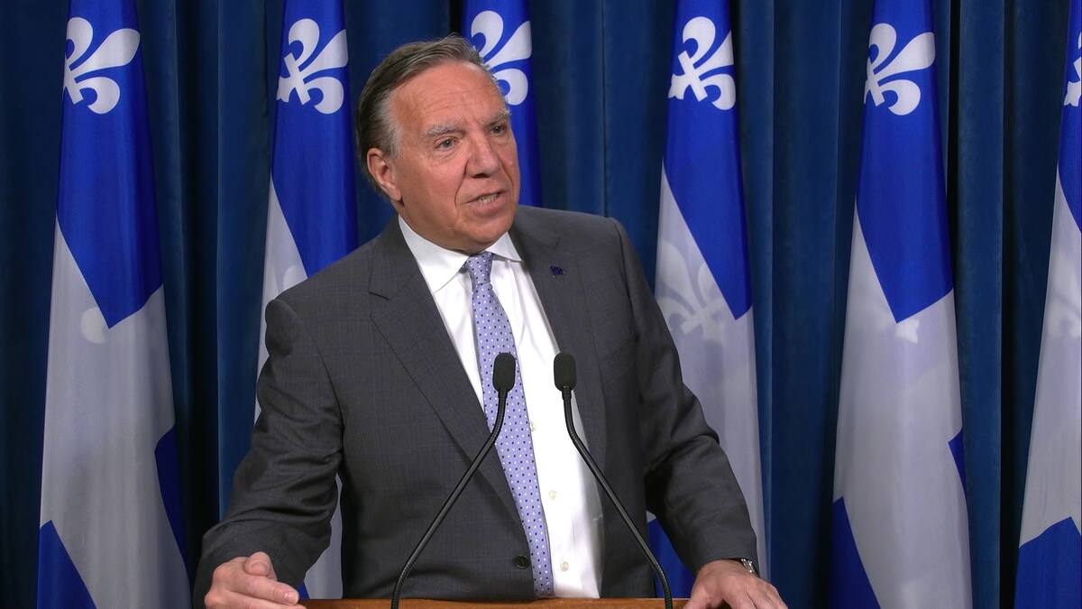 Le PM déconnecté des Québécois: Legault ne fréquente pas les clients du ...