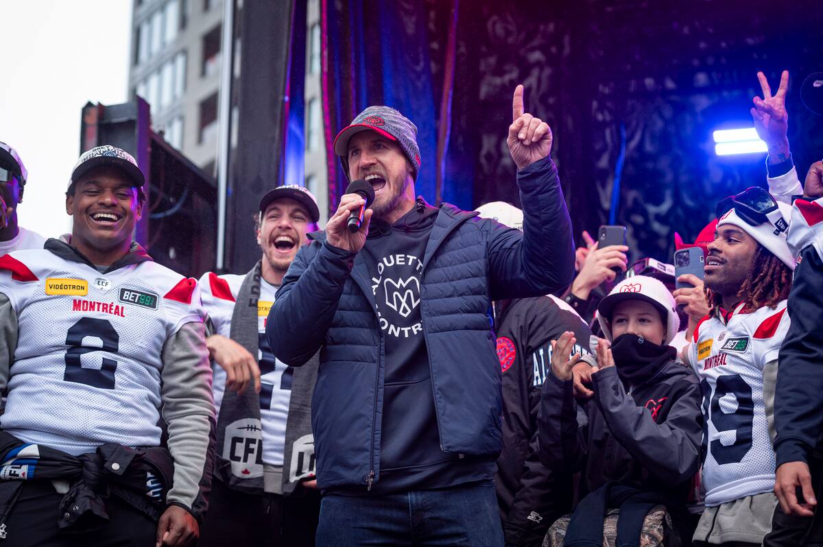 Les Alouettes de Montréal ont le vent dans la face, mais... - TVA Sports