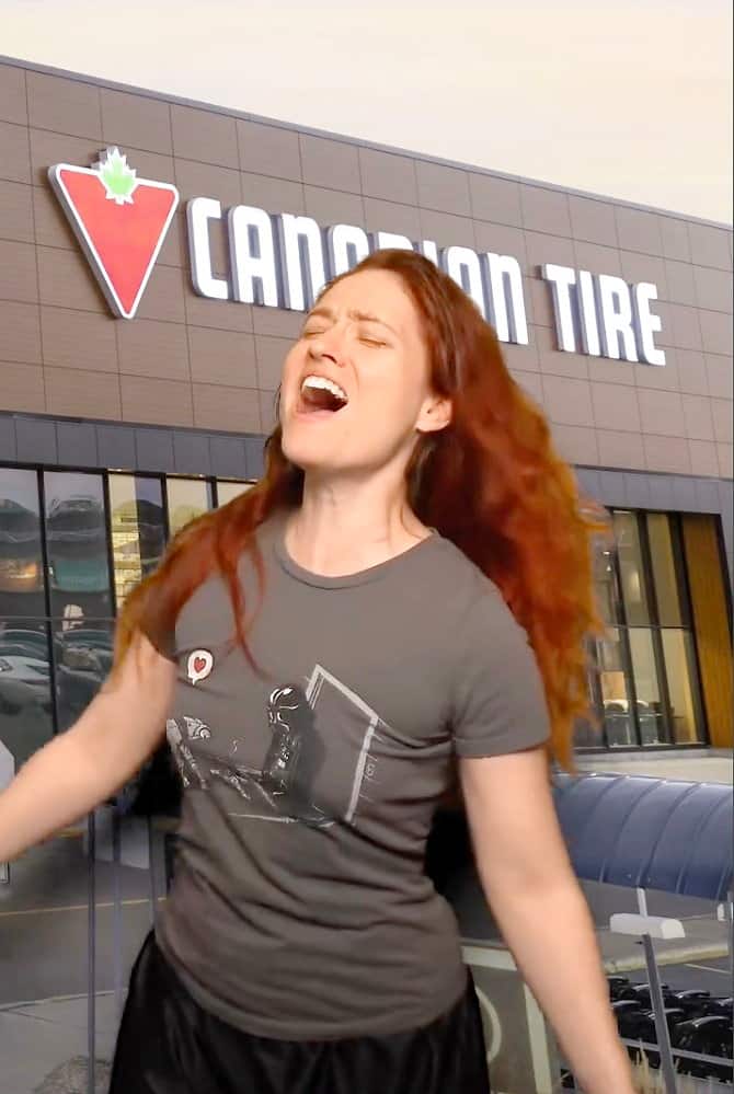 [VIDÉO] Après «Mike chez Rona», deux chanteurs proposent d’hilarants ...