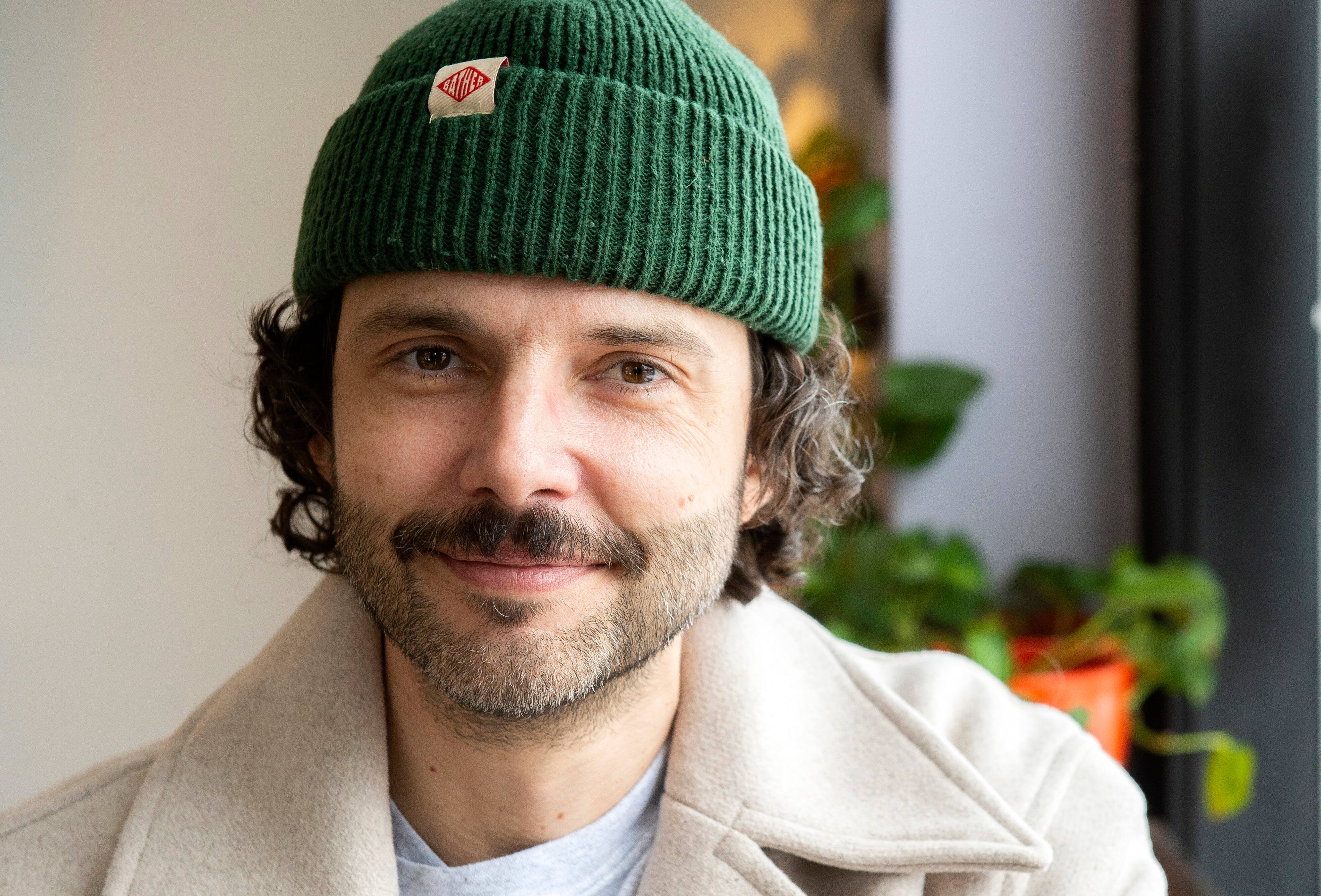 Nouvel album d'Alexandre Poulin: aborder la mort d'un proche pour ...