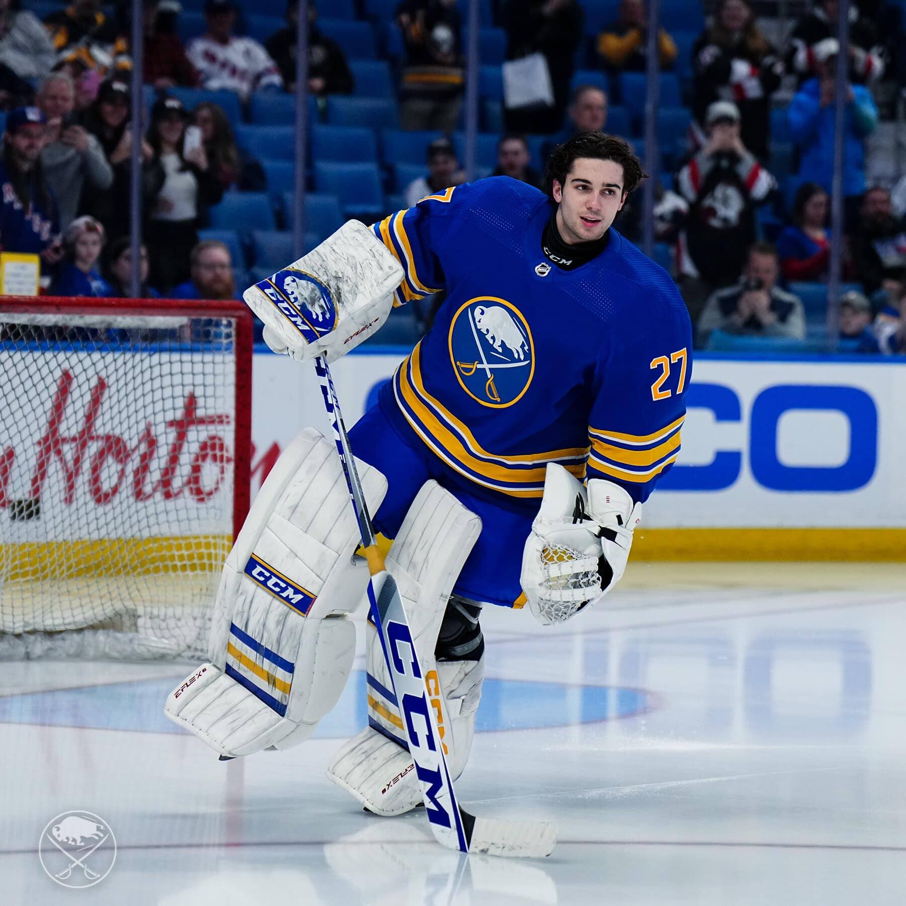 Le gardien québécois Devon Levi se comporte déjà comme un vétéran | JDM