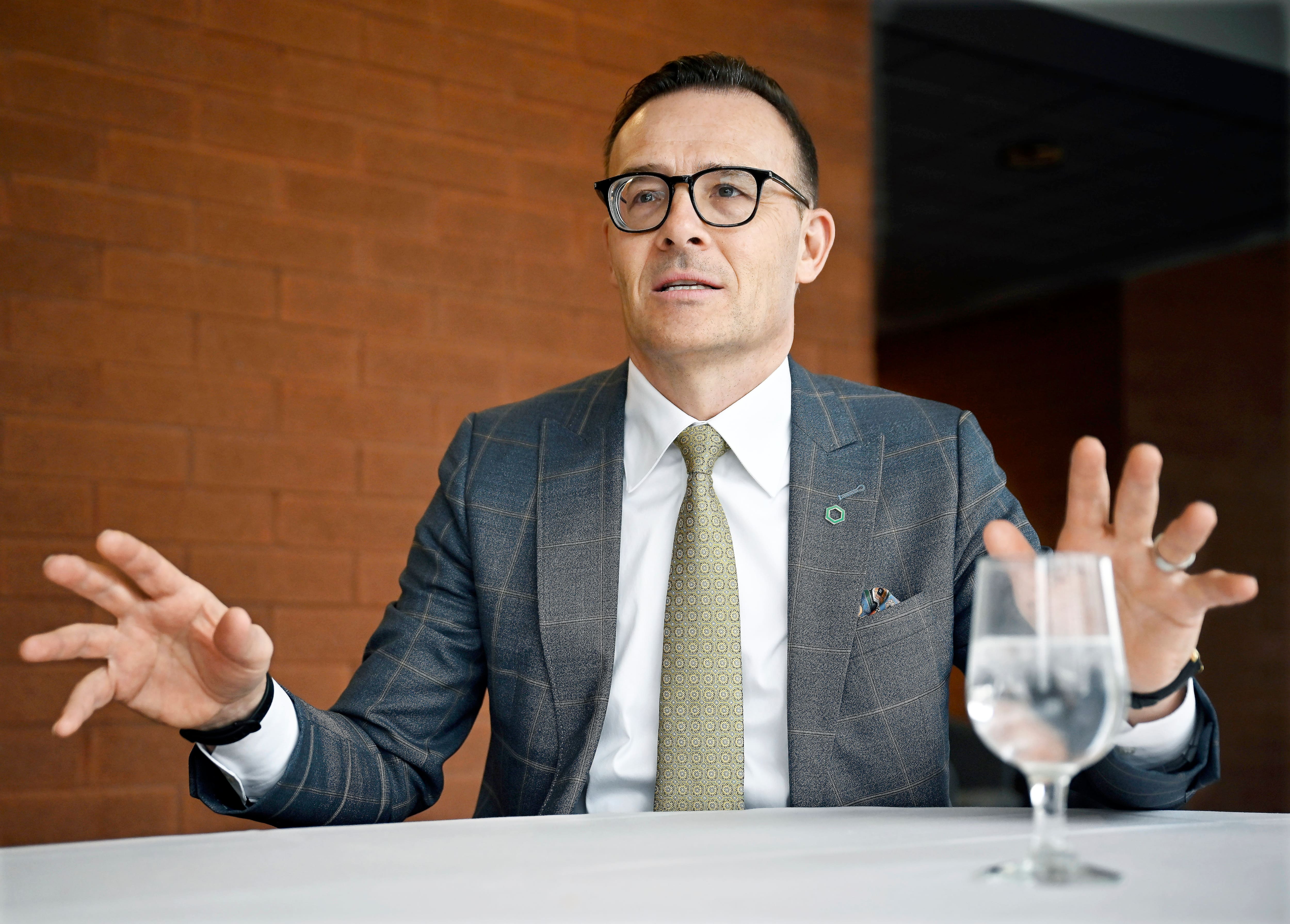 Fuite de données chez Desjardins: «Je suis désolé», dit Guy Cormier | JDQ