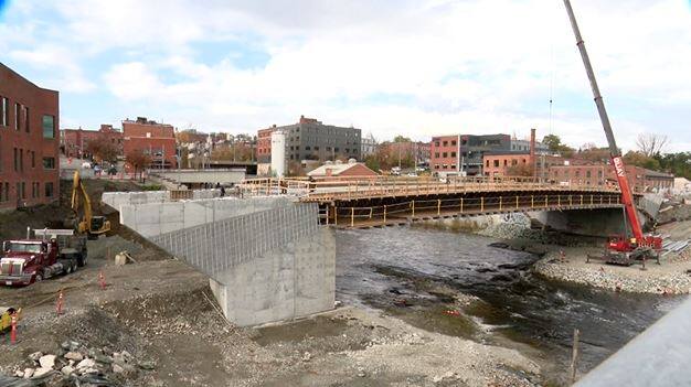 Le pont des Grandes-Fourches inauguré à Sherbrooke | TVA Nouvelles