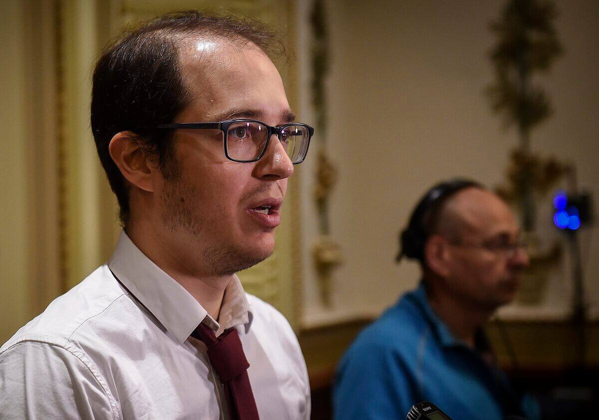 Télétravail: Québec solidaire veut encadrer le droit à la déconnexion | JDQ