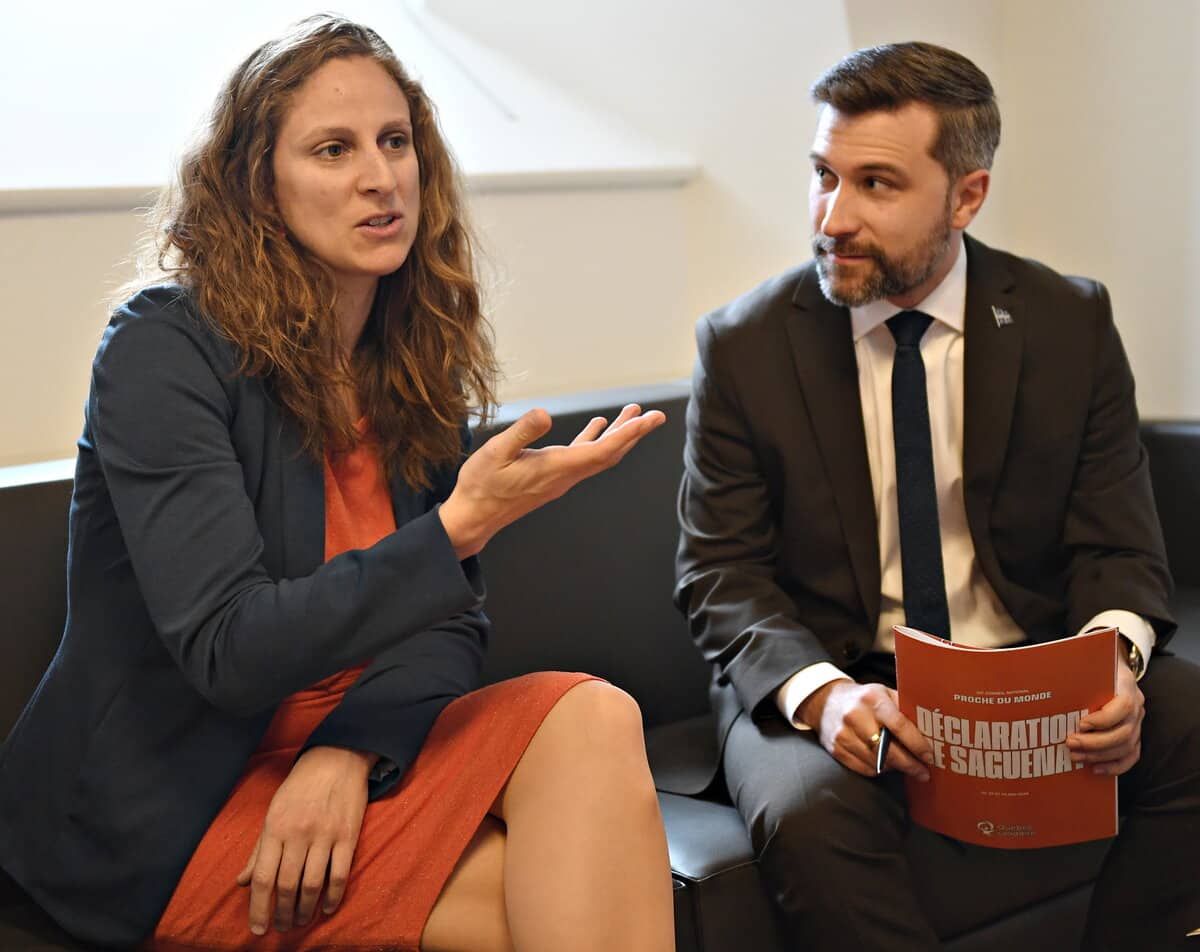 Commentaires violents: la députée Christine Labrie ferme sa page ...