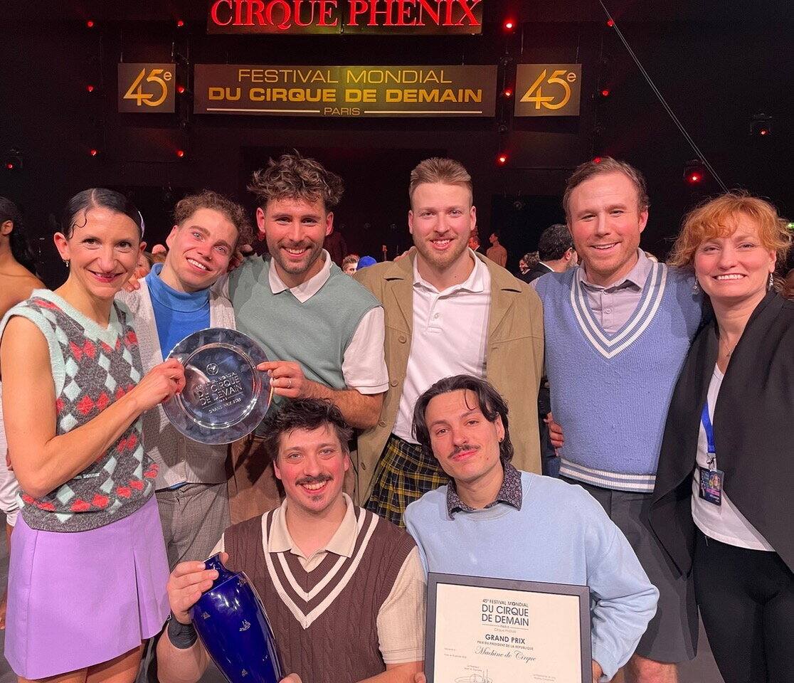 «C’est comme nos Olympiques»: la troupe de Québec Machine de Cirque ...