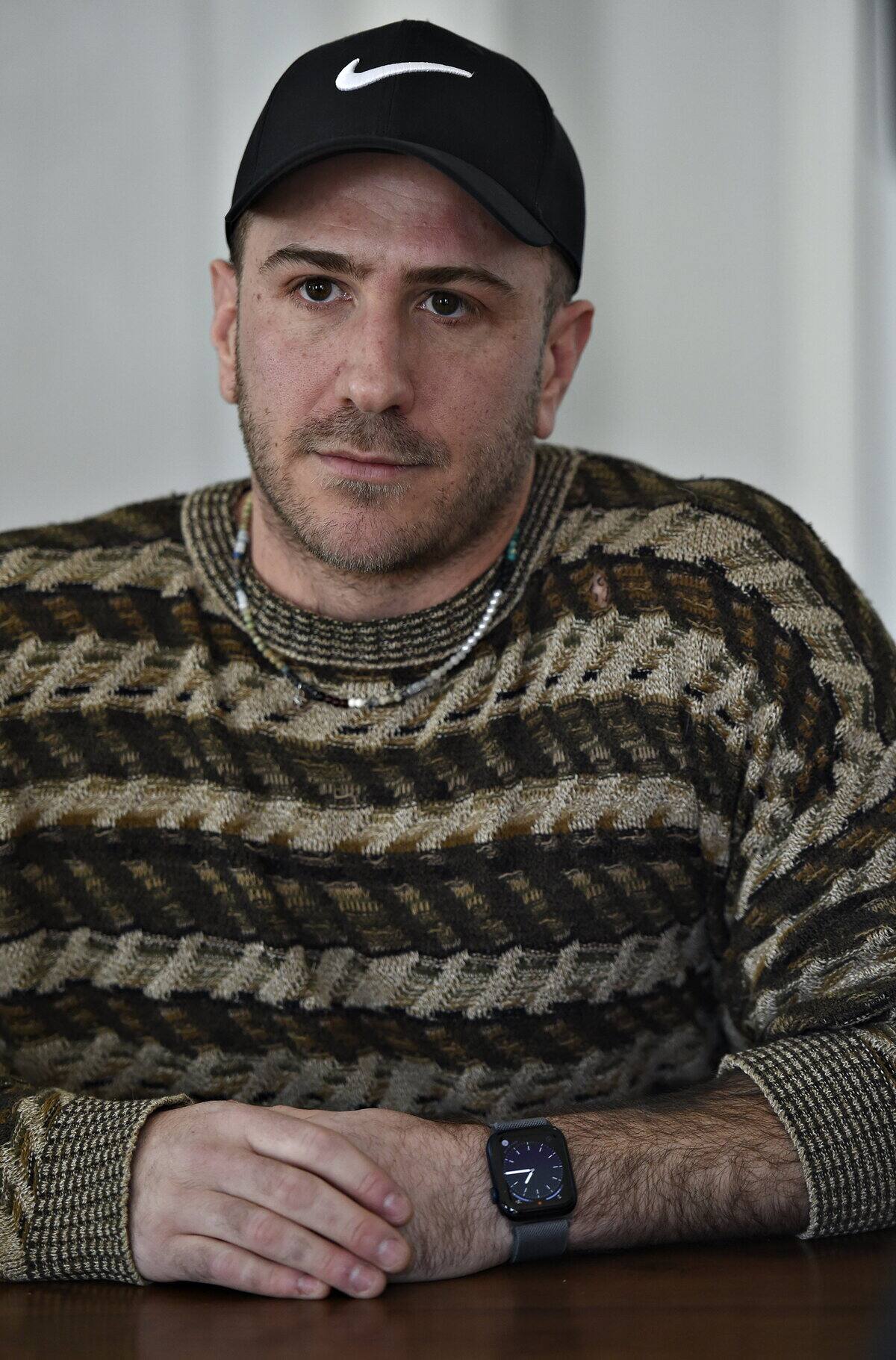 Condamné pour une agression sexuelle, le chanteur Midaz lance une ...