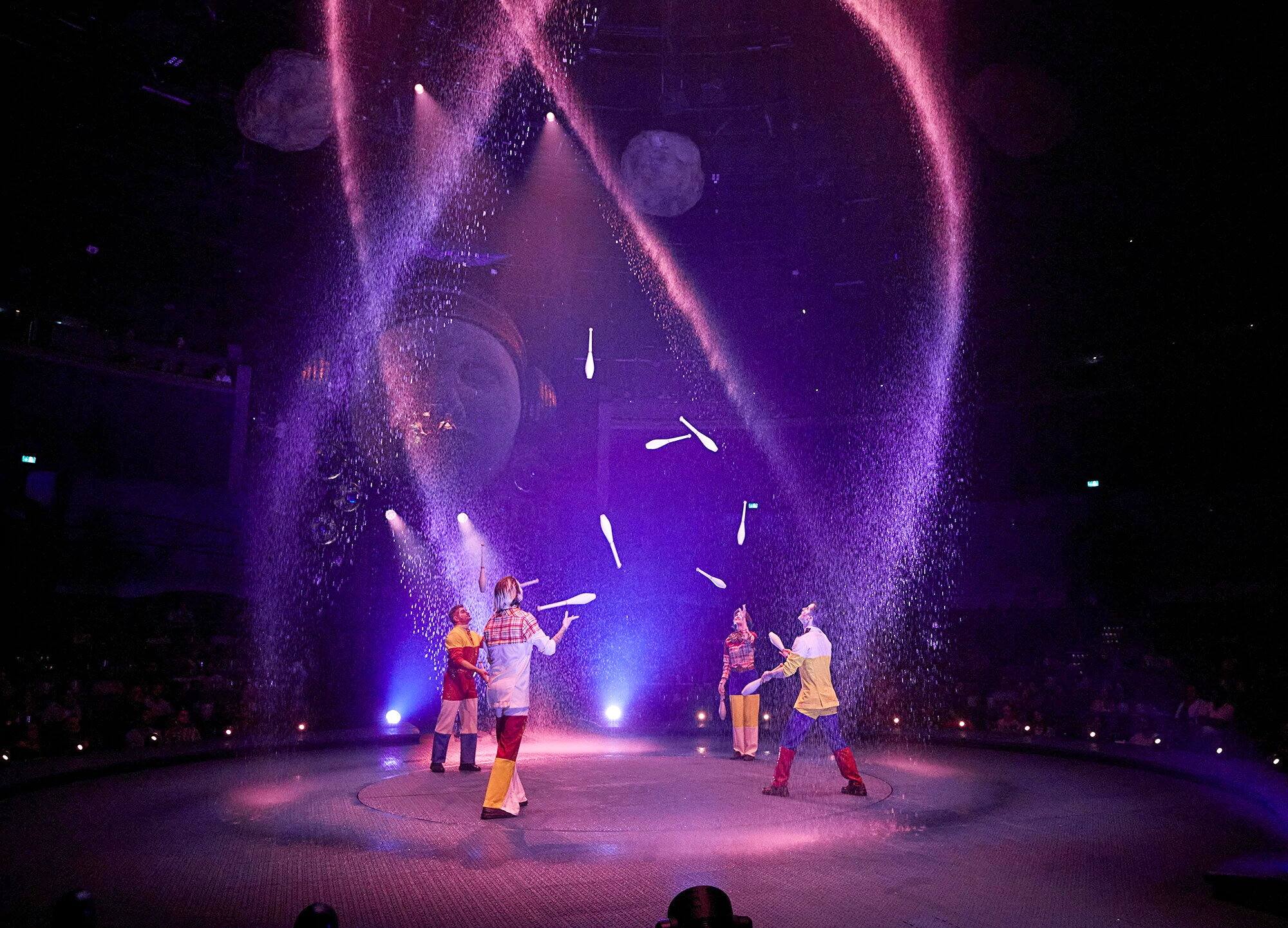 Première de «LUDÕ», du Cirque du Soleil: un spectacle résolument ...