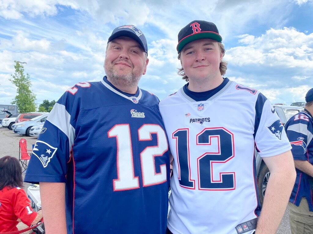 Vague d’amour québécoise pour Tom Brady | JDQ