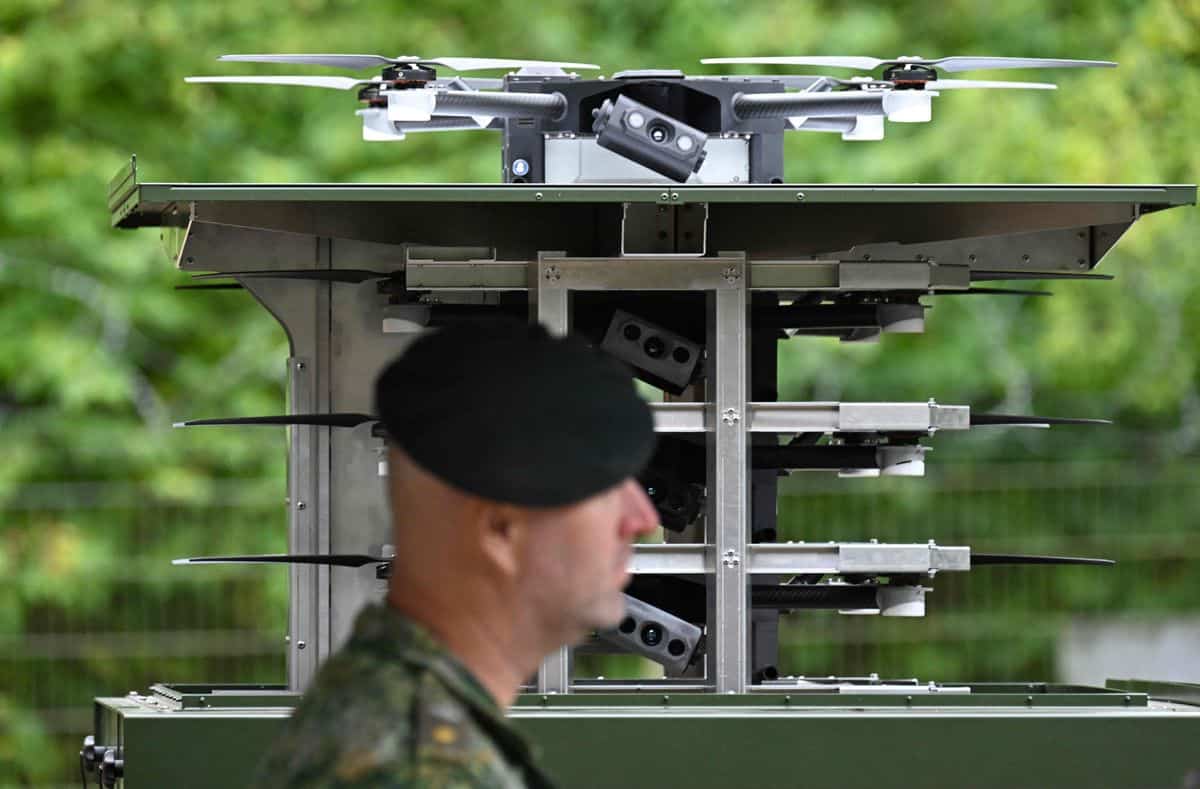 Un «mur anti-drones» pour protéger l’Union européenne? L’idée débattue ...