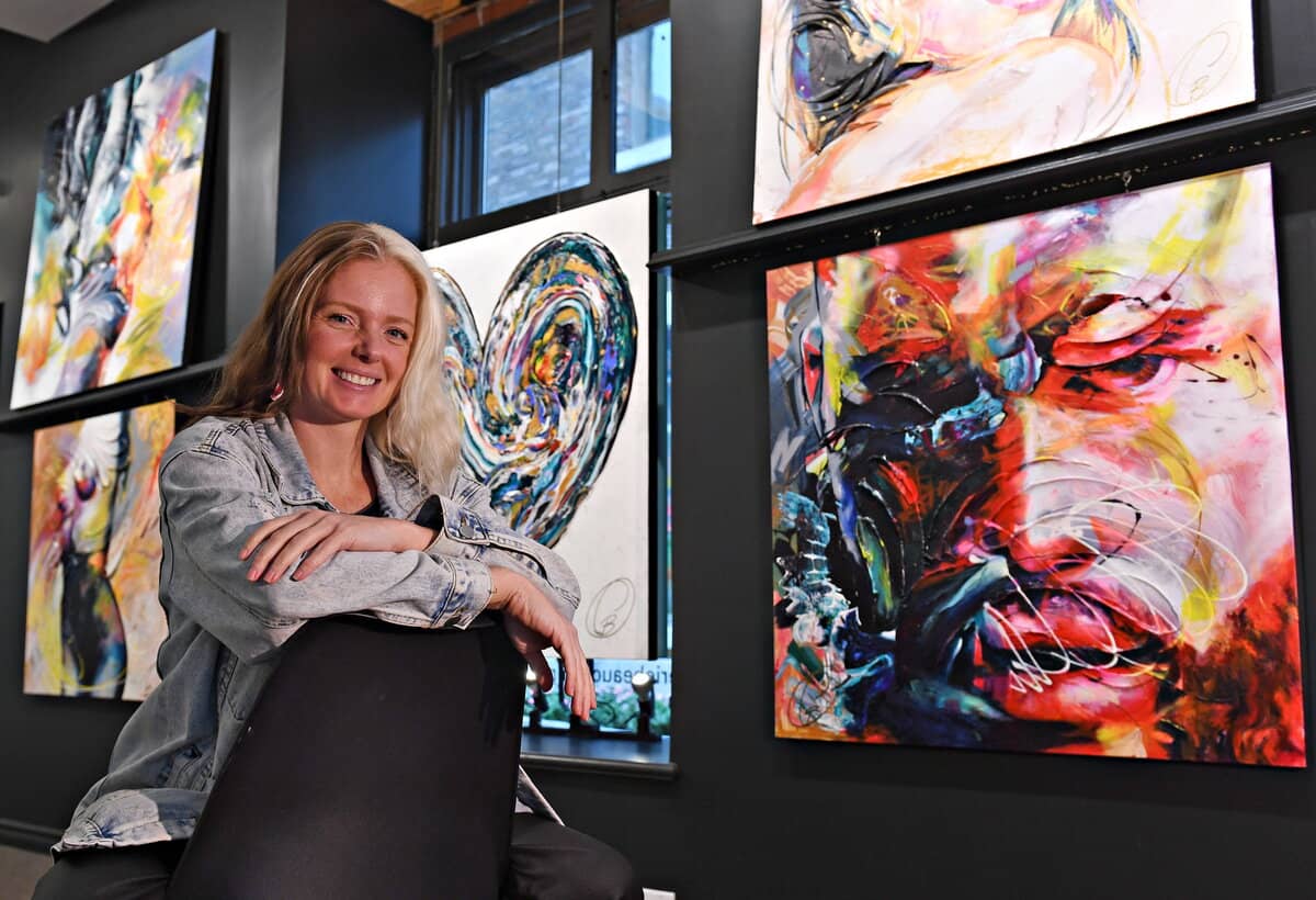 Cynthia Coulombe Bégin expose à Québec: s’éloigner des femmes parfaites ...