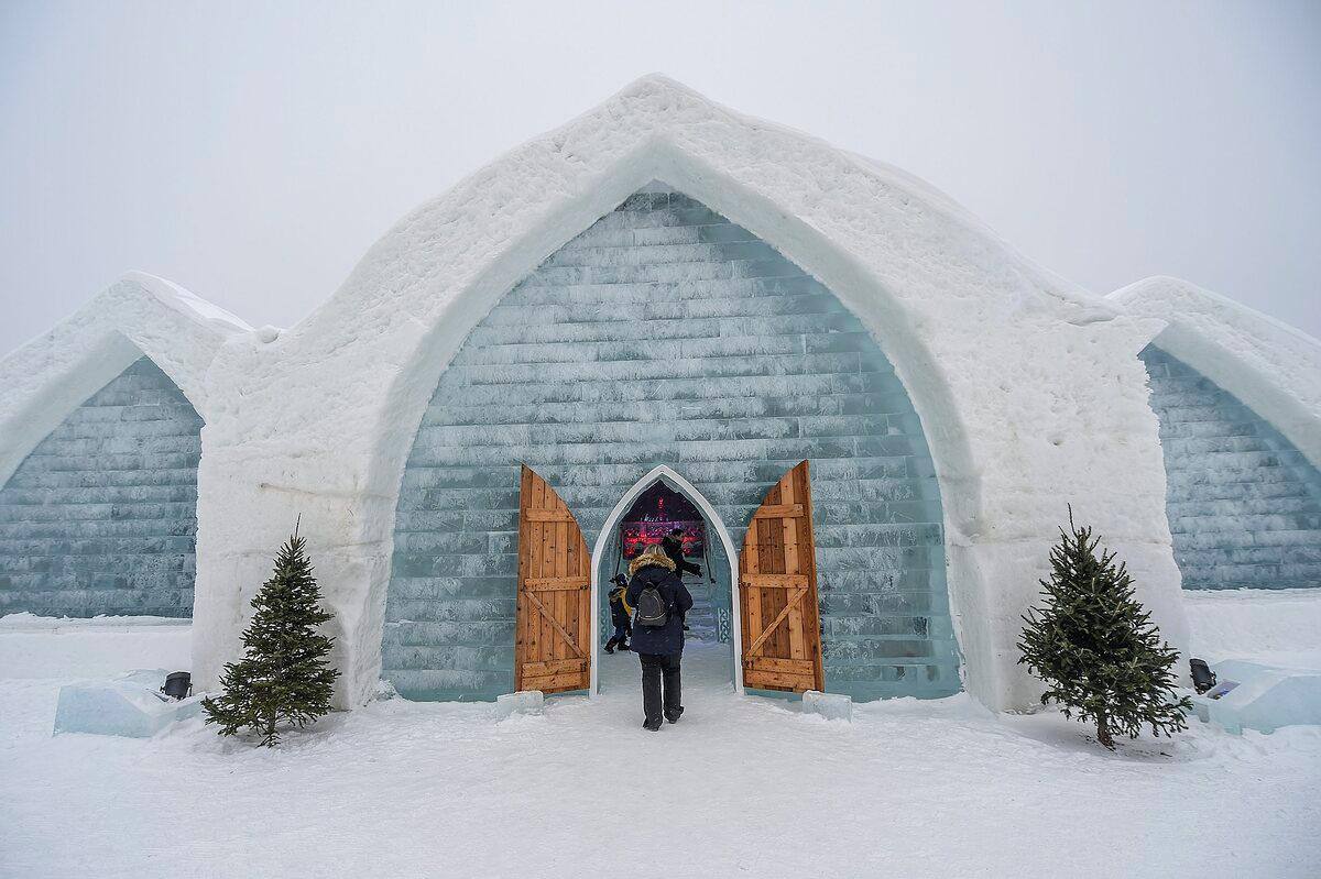 [PHOTOS] L’Hôtel de glace fait le plein de curieux | JDQ