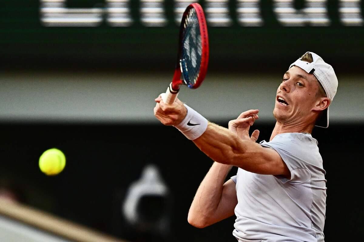Wimbledon: Denis Shapovalov accède à la troisième ronde - TVA Sports