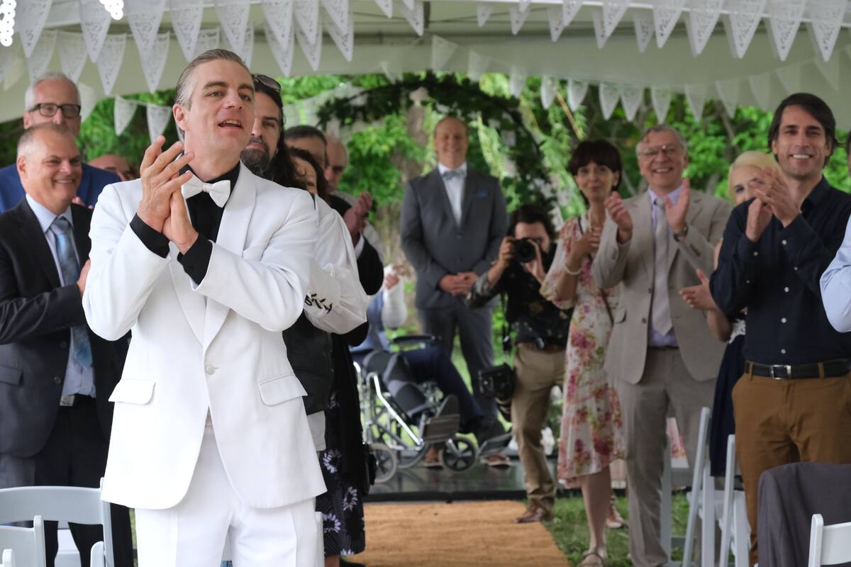 Hubert Proulx, le déjanté Pouliot de la série «Léo», rêve d’un premier ...