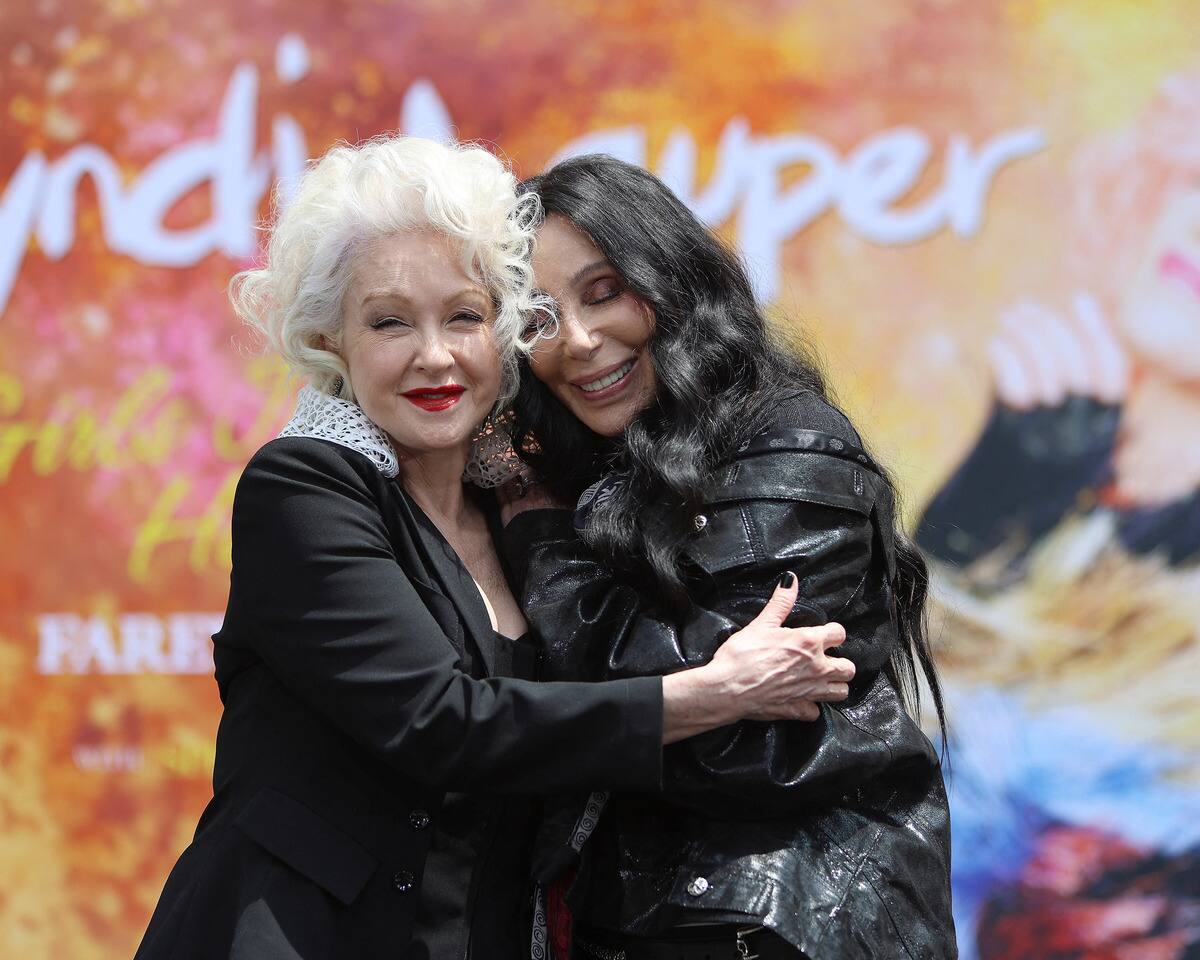[VIDÉO] Voyez Cher rejoindre Cyndi Lauper sur scène pour clore sa ...
