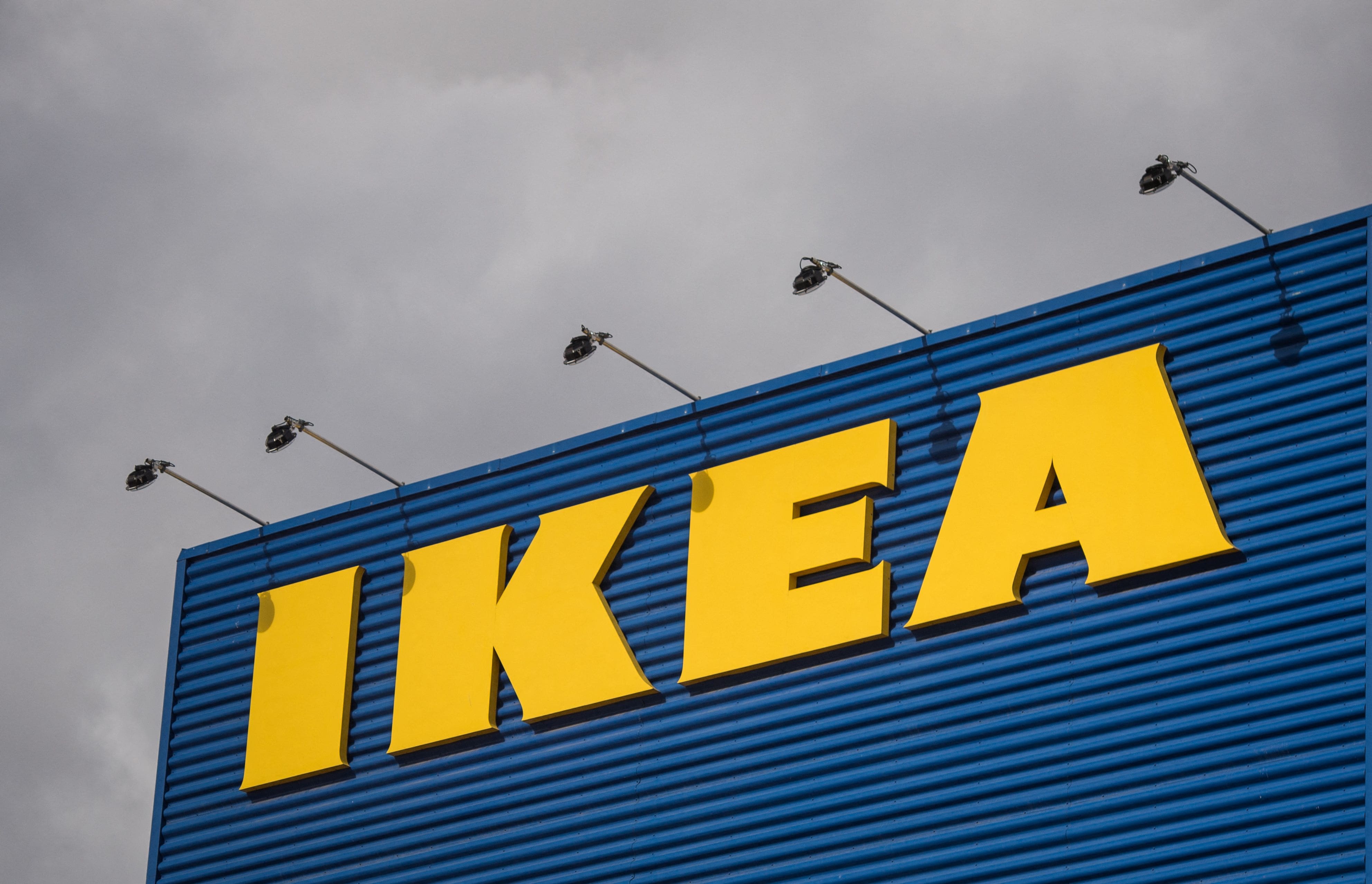 Scènes de panique dans un Ikea... après un cas contact | TVA Nouvelles ...