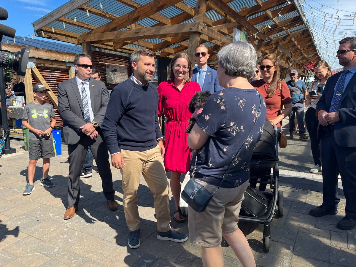 QS courtise aussi les aînés | TVA Nouvelles