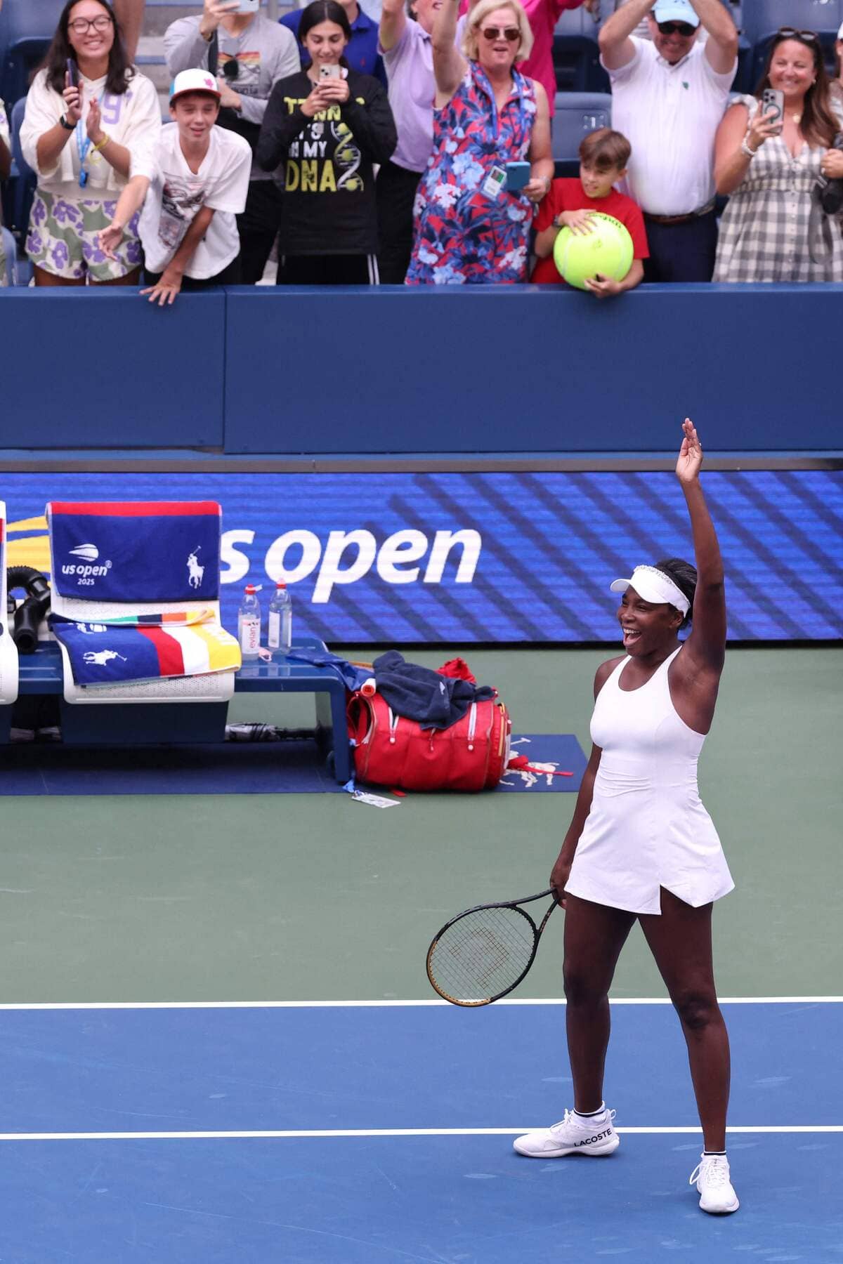 US Open | «La même énergie que Serena»: Leylah Fernandez signe une victoire avec son idole Venus ...