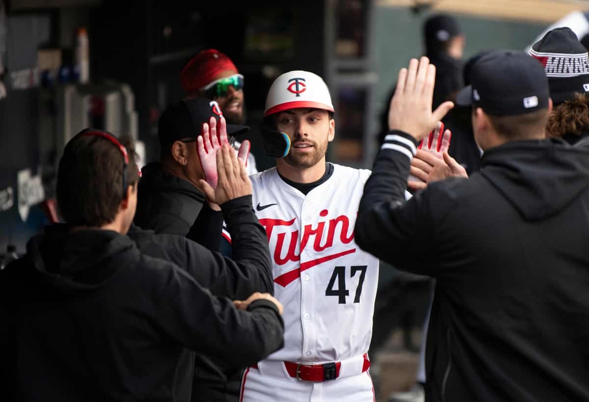 Édouard Julien est de retour dans les majeures | JDM