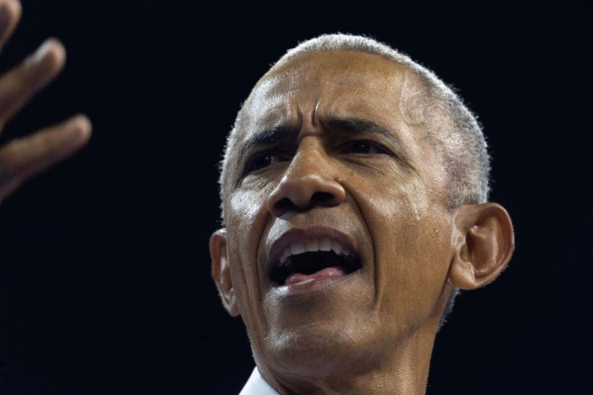 Barack Obama chante du Eminem lors d'un rassemblement de campagne | Le ...