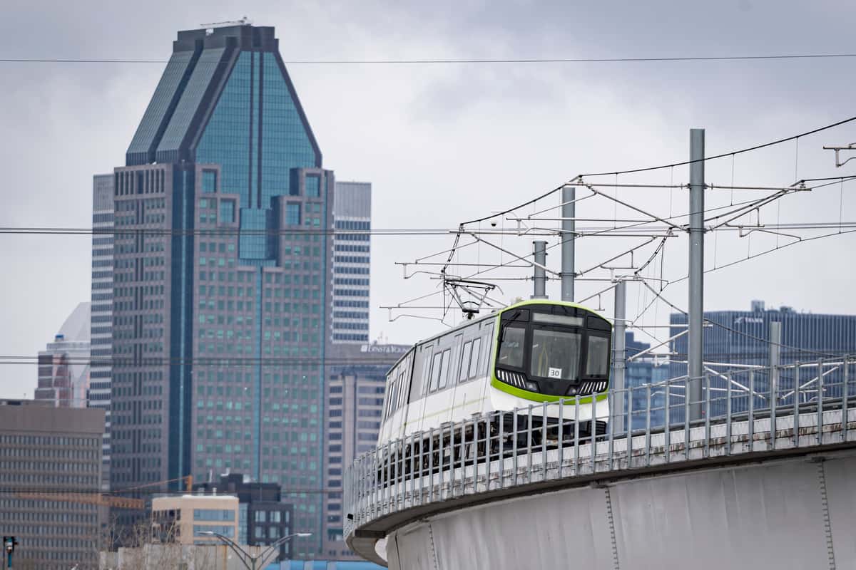 REM: «Tous les projets ont des dépassements de coûts», dit le ministre Fitzgibbon | JDM