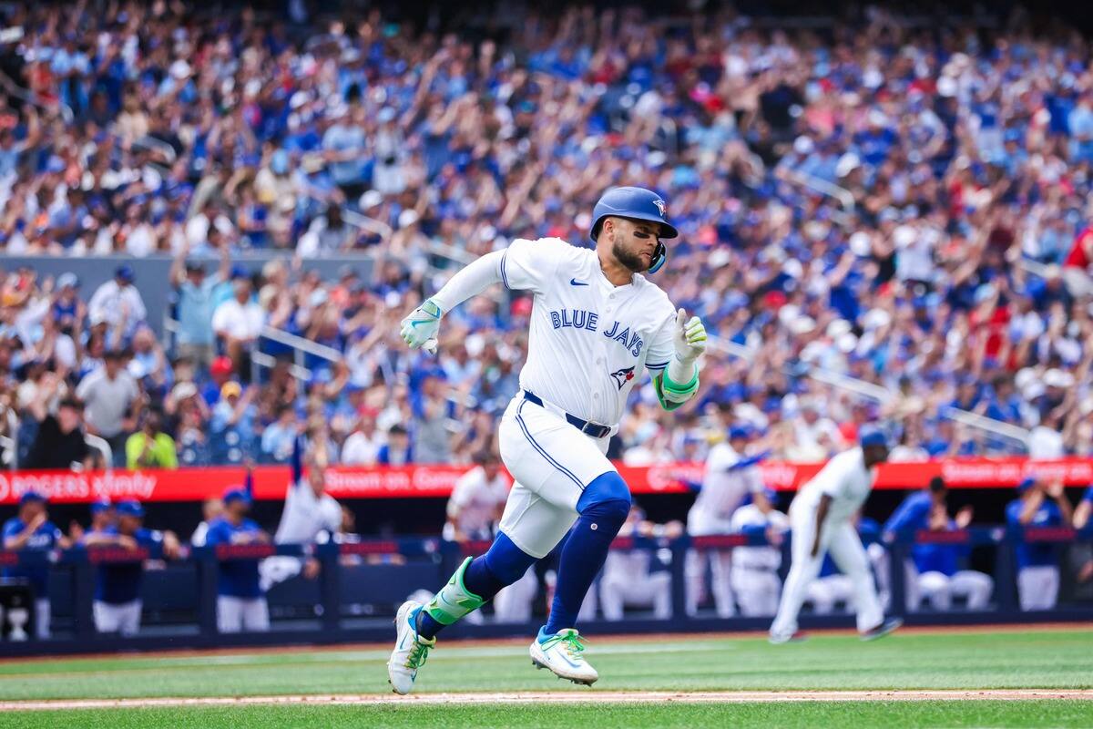 «Un groupe spécial» -Bo Bichette | Le Journal de Québec