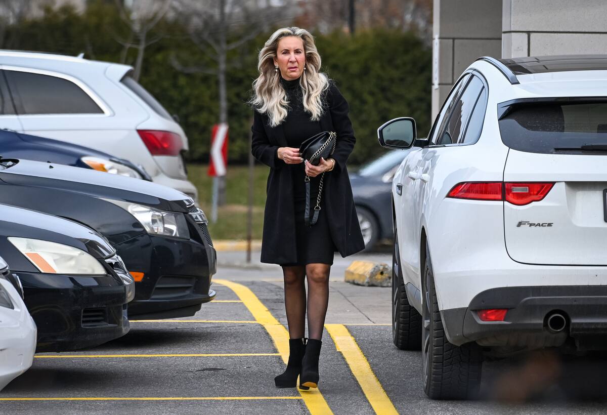 D’importants gangsters disent un dernier adieu au caïd Gregory Woolley ...